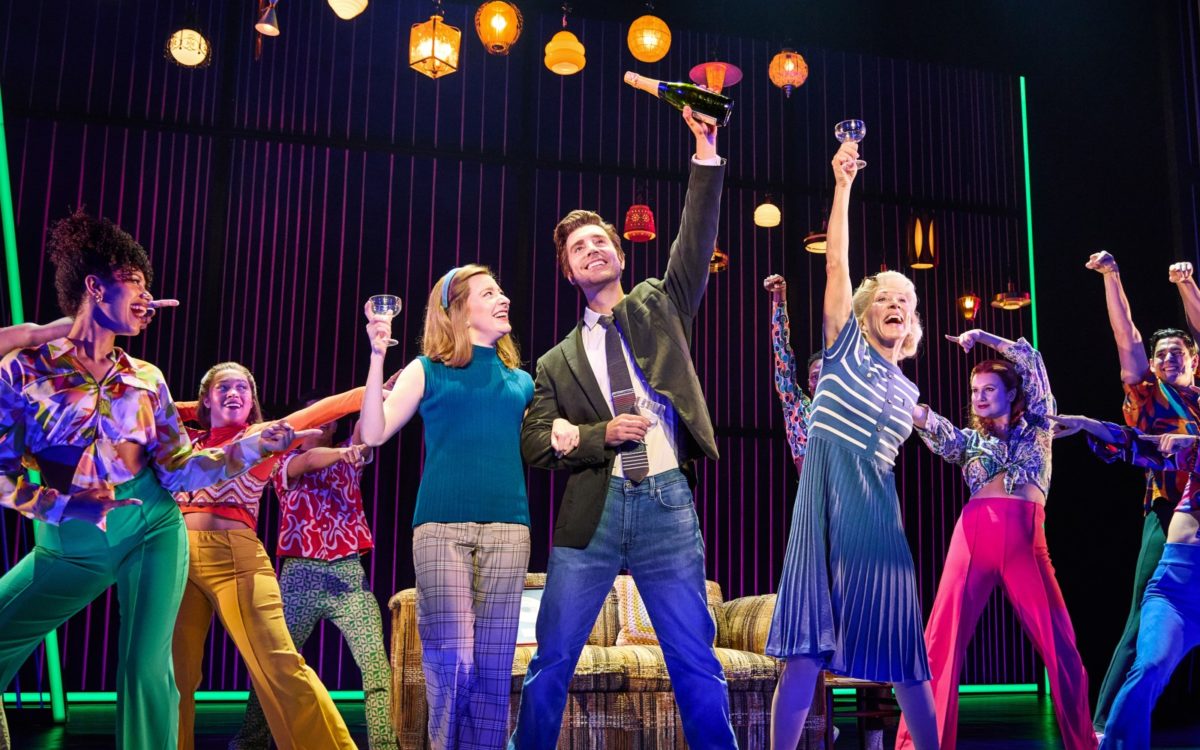 A Beautiful Noise: The Niel Diamond Musical – Review – Paramount ...